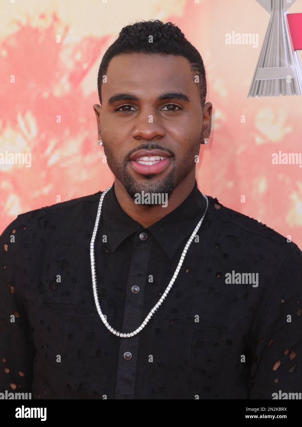 Jason Derulo arrives at the iHeartRadio Music Awards at The Shrine ...