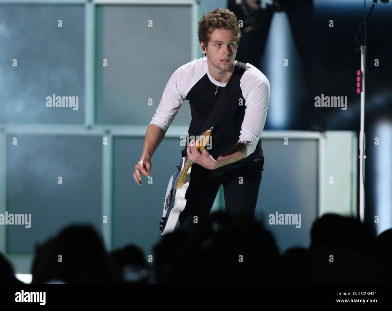 Luke Hemmings of 5 Seconds of Summer performs at Nickelodeon's 28th ...