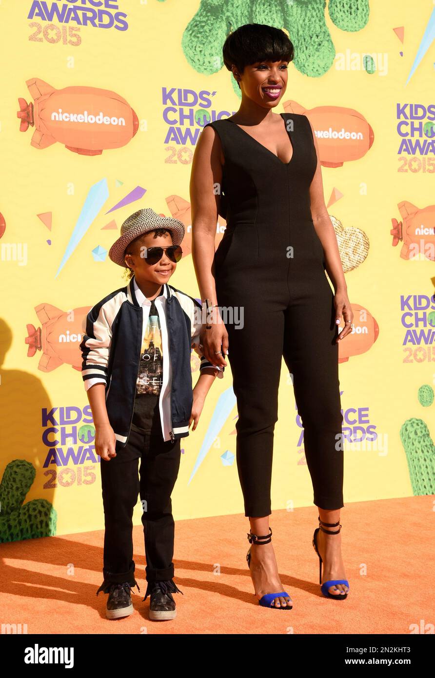 Jennifer Hudson, and son David arrive at Nickelodeon's 28th annual Kids ...