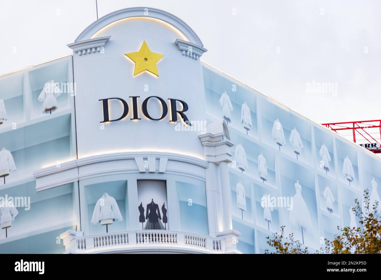 Dior store paris hi-res stock photography and images - Alamy