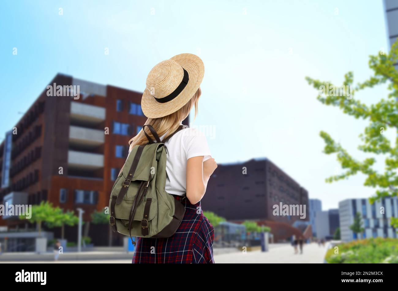 Traveler with backpack in foreign city during summer vacation Stock ...