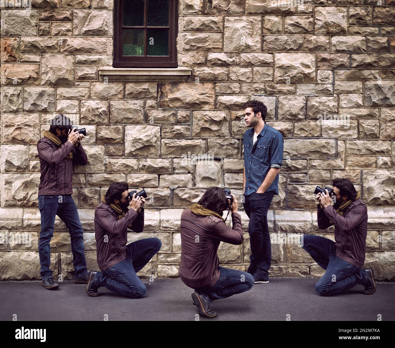 Posing angles hi-res stock photography and images - Alamy