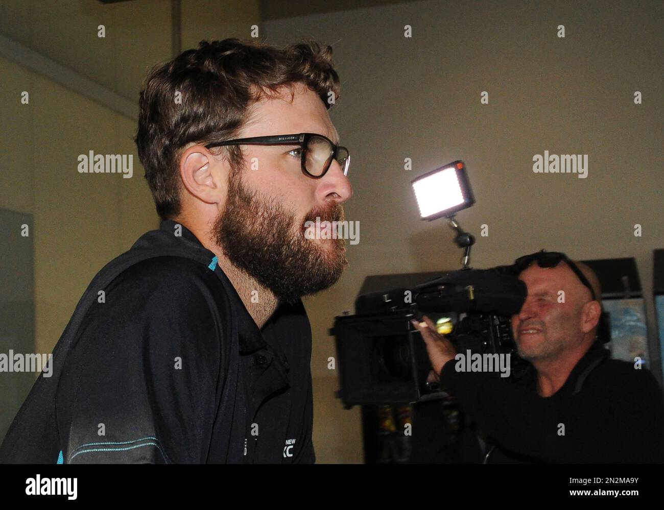 New Zealand cricket player Daniel Vettori arrives at Melbourne Airport ...