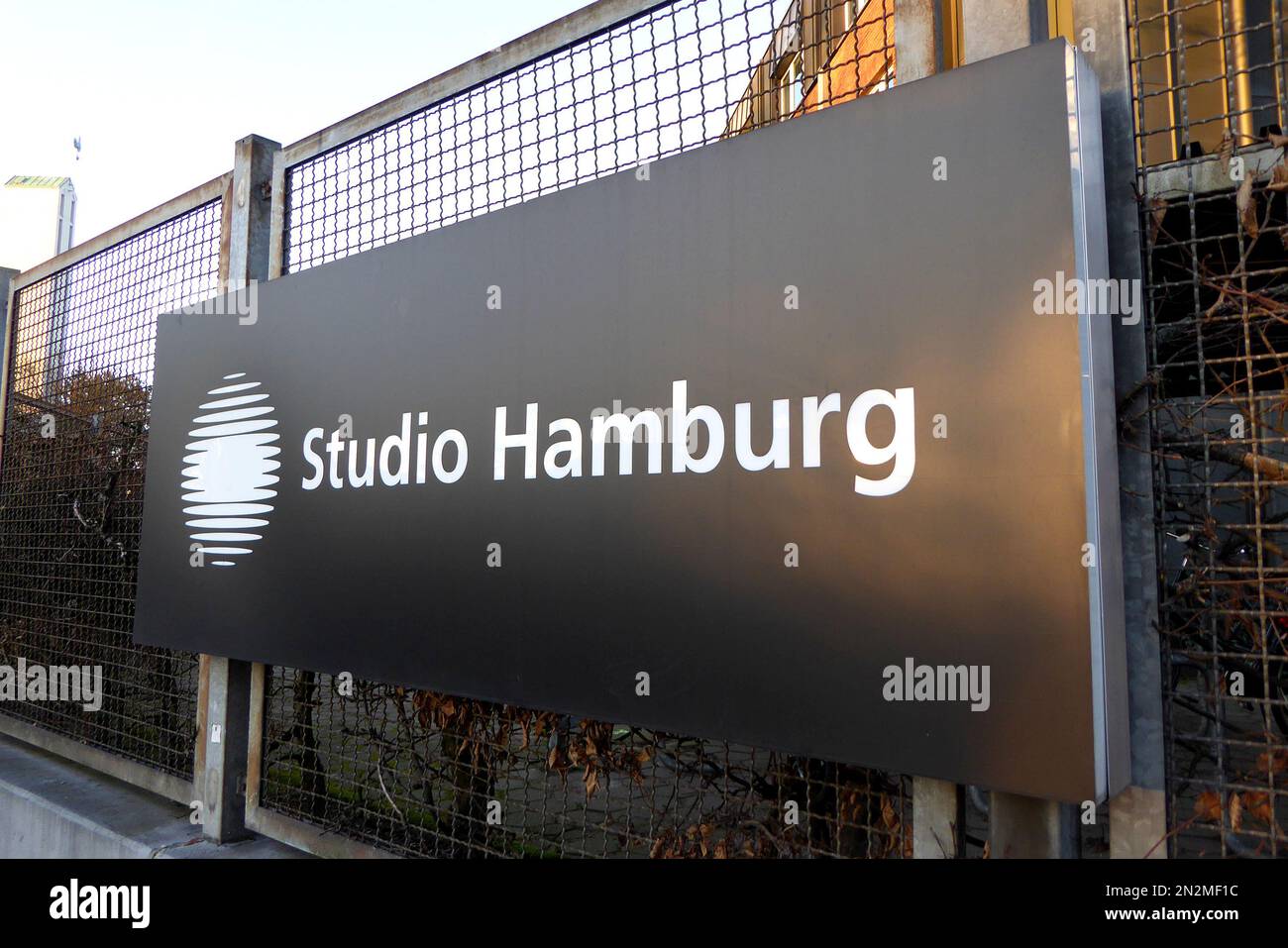 Studio Hamburg / Logo / Filmstudios /Firmenschild / Signboard Stock ...