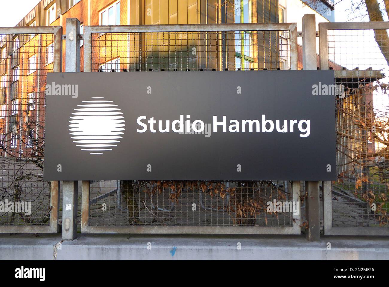 Studio Hamburg / Logo / Filmstudios /Firmenschild / Signboard Stock ...
