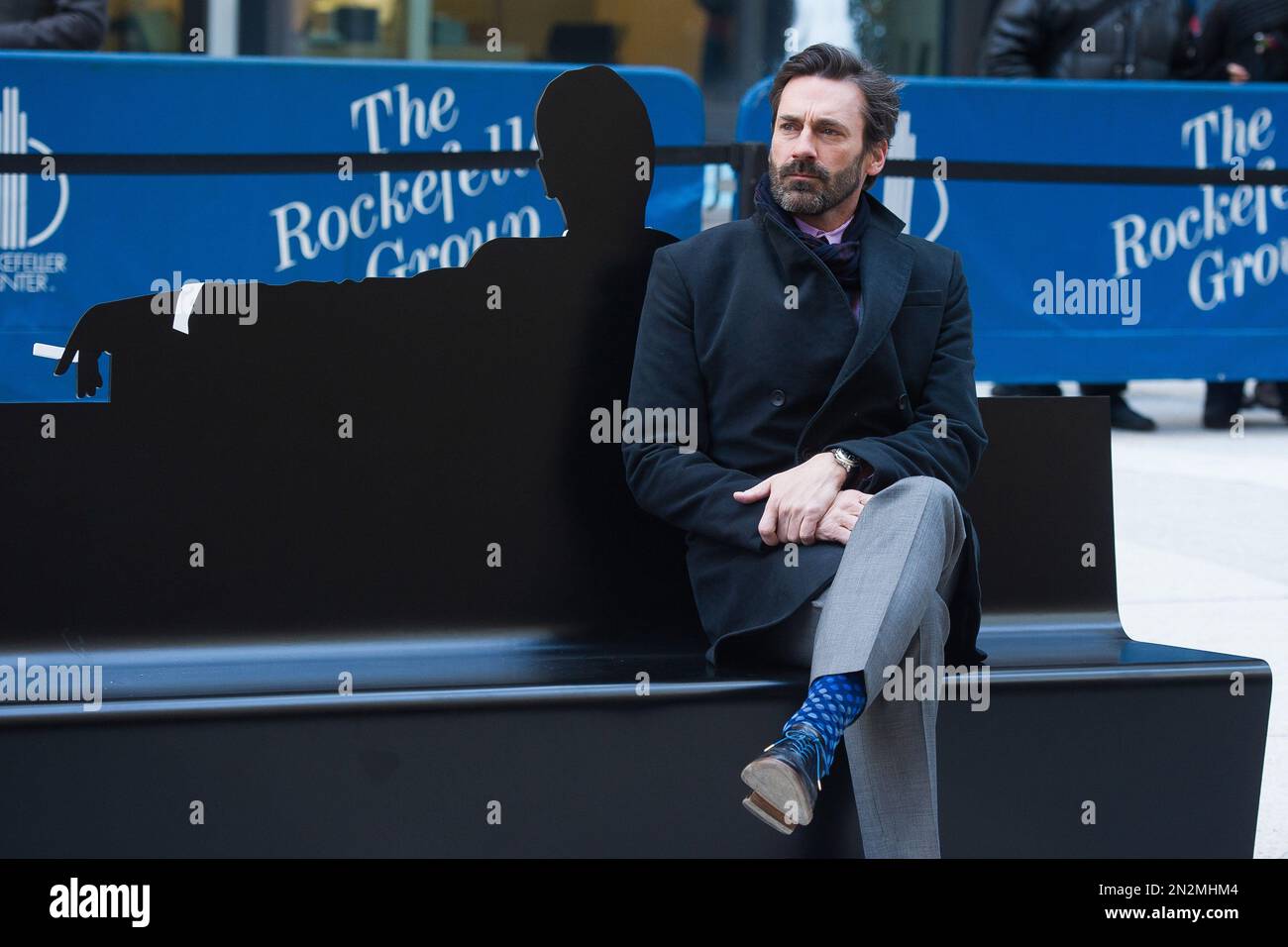 Jon Hamm helps unveil a "Mad Men" bench in front of the Time & Life ...