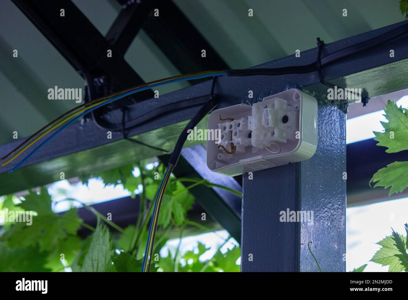 electrician to connect the outlet Stock Photo - Alamy