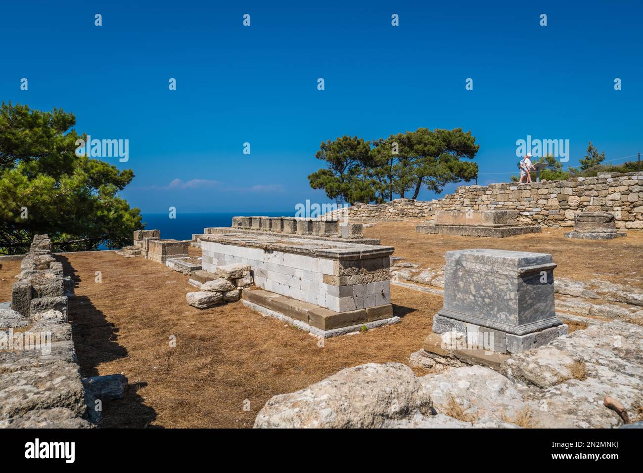 Archaeological site ancient kamiros hi-res stock photography and images ...