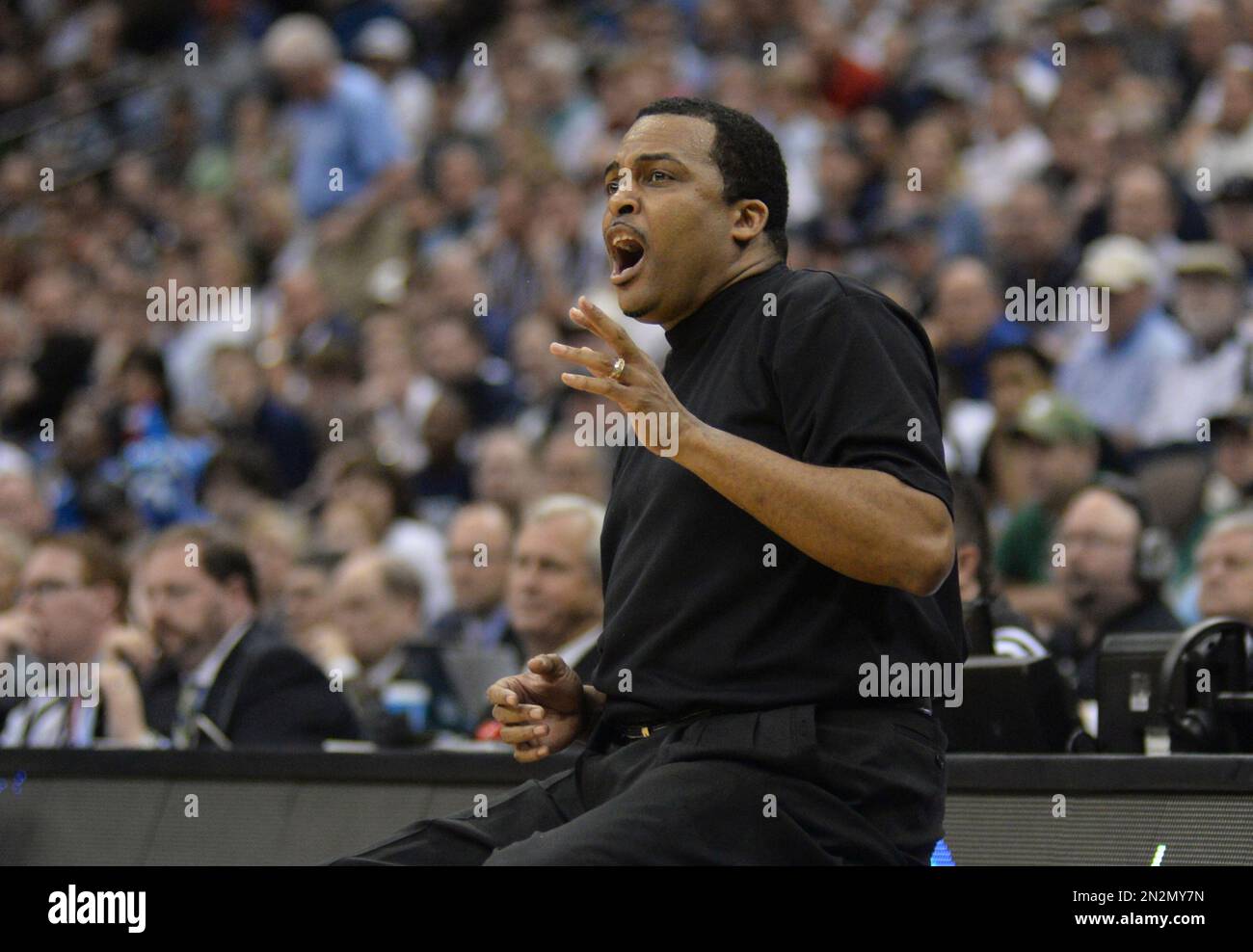 Georgia State head coach Ron Hunter encourages his team against Xavier ...