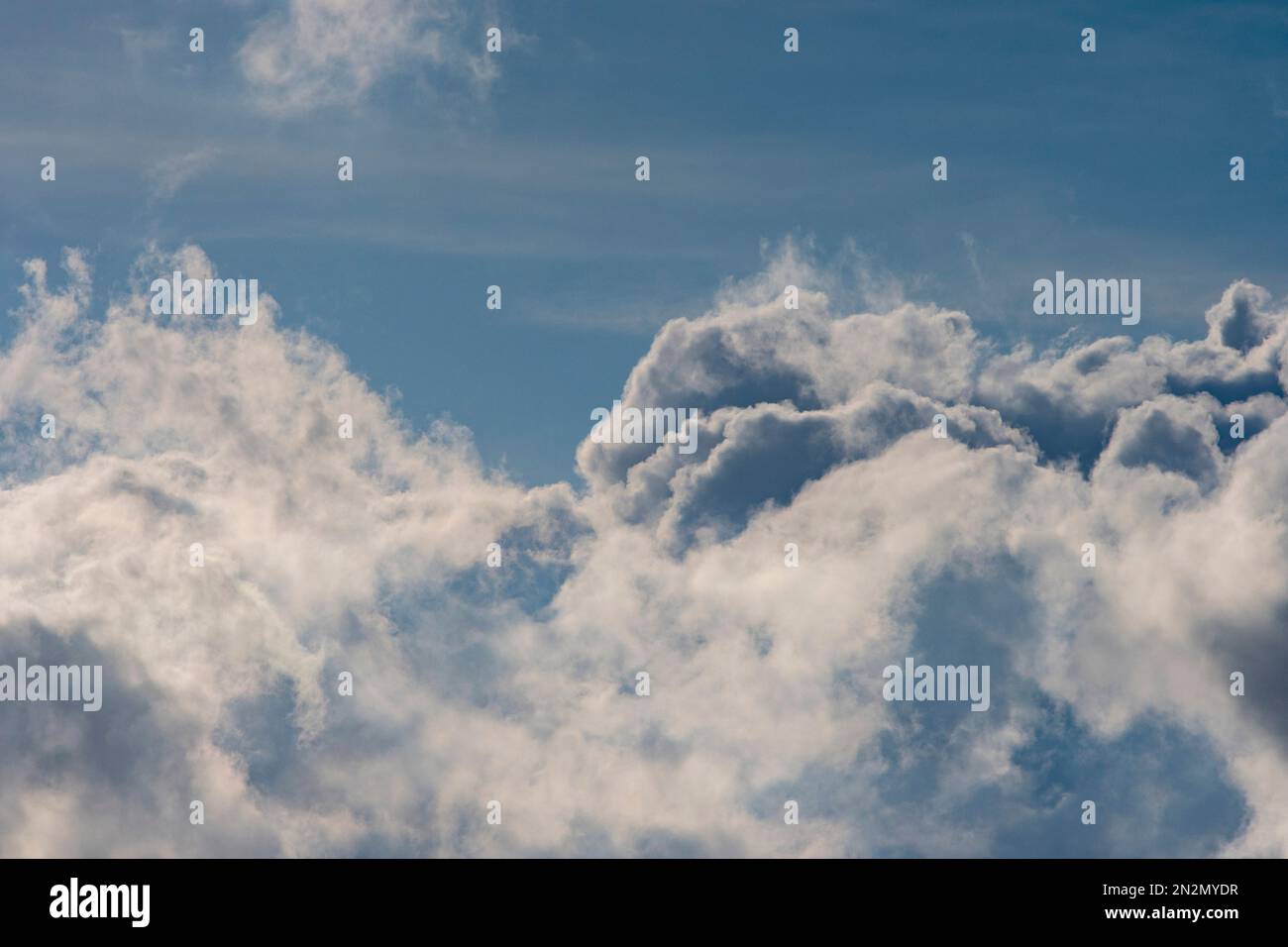 Strato cumulus hi-res stock photography and images - Alamy