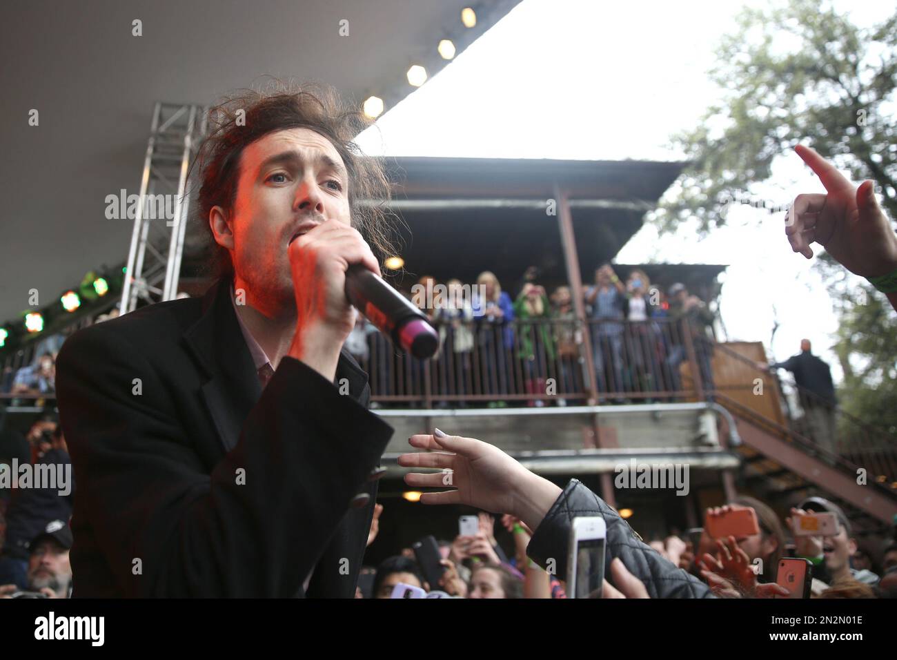 Alex Ebert of Edward Sharpe and the Magnetic Zeros performs at the ...