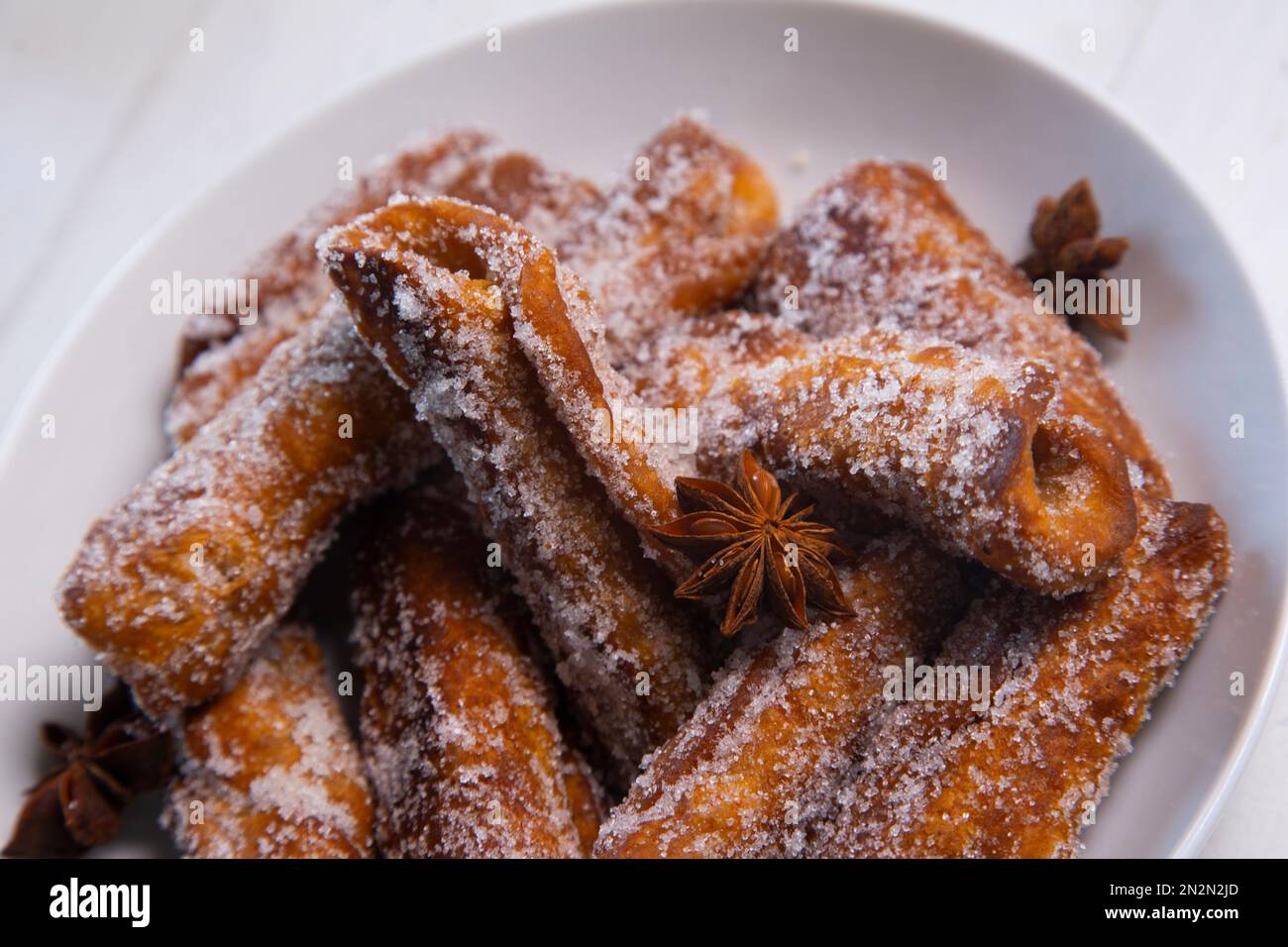 The Pestiño is a type of pan fruit that is usually served as a ...