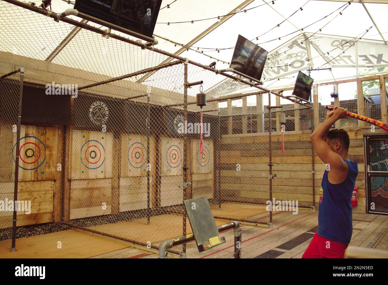 Axe throwing man hi-res stock photography and images - Alamy