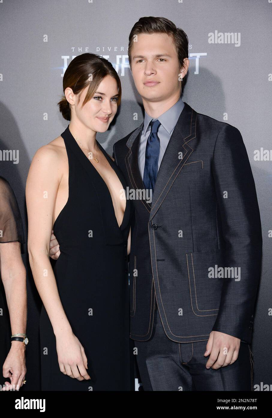 Shailene Woodley And Ansel Elgort Divergent