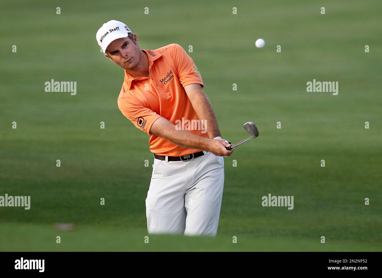 Kevin Streelman chips onto the second green during the first round of ...