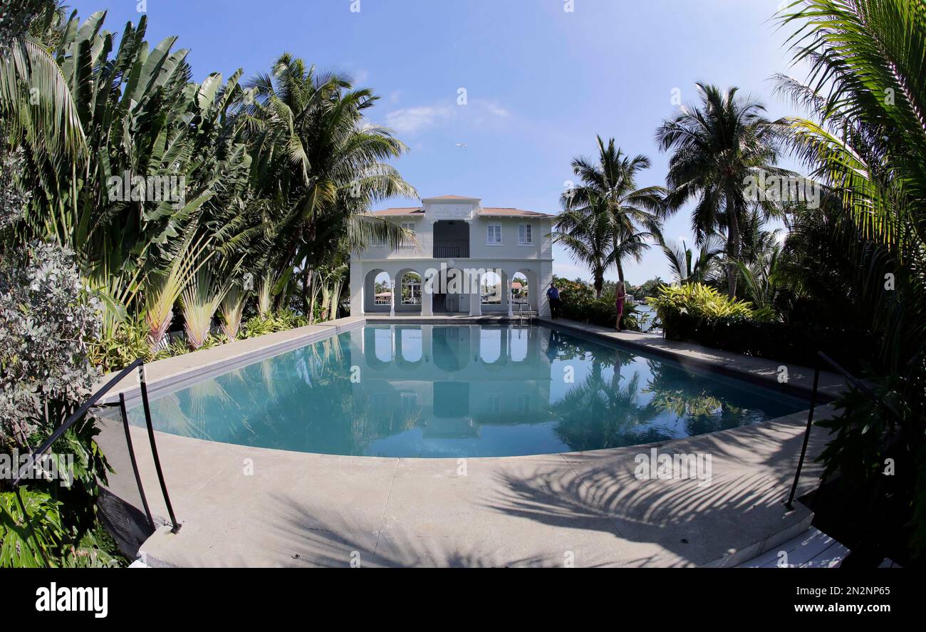 The swimming pool and pool house at the home once owned by gangster Al ...
