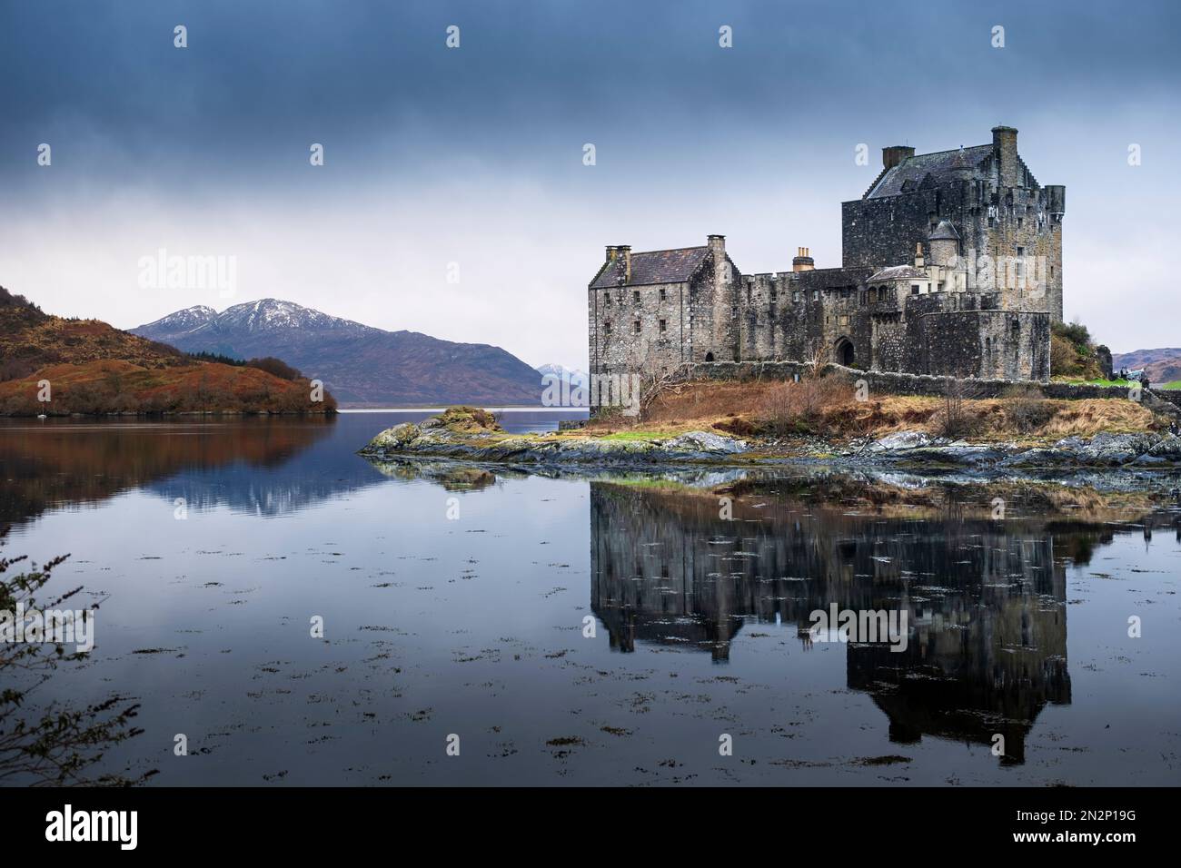 Snowy mountains and medieval castle hi-res stock photography and images ...