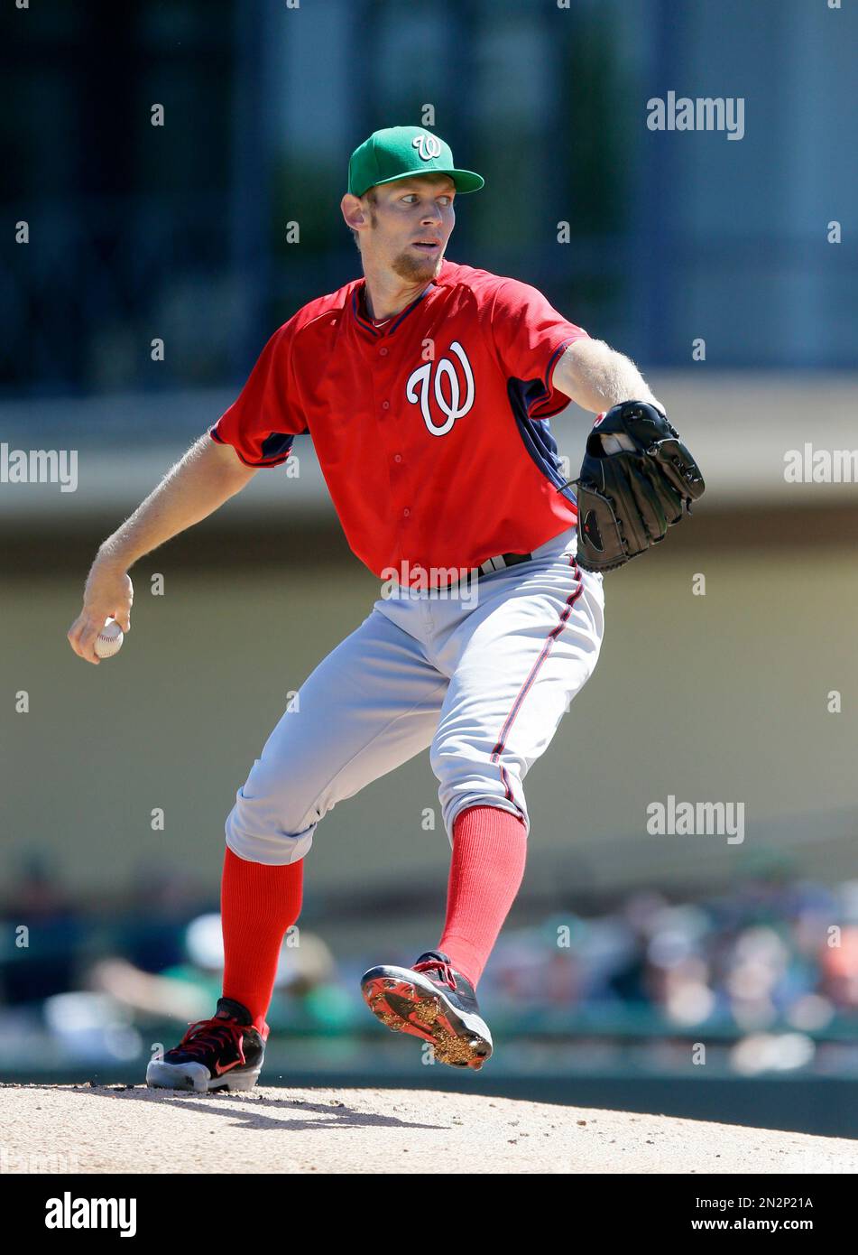 Washington Nationals starting pitcher Stephen Strasburg throws during ...