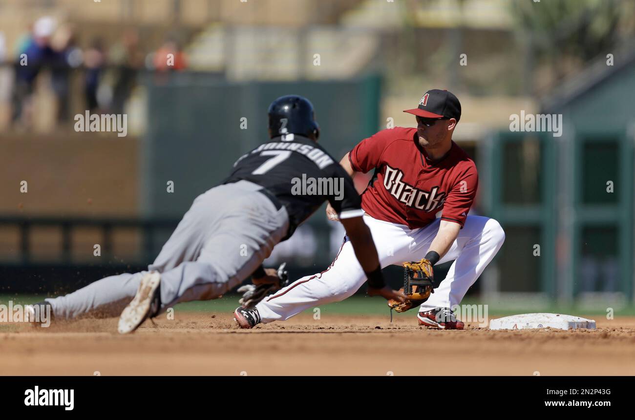Chicago White Sox Micah Johnson (7) steals second base past Arizona ...