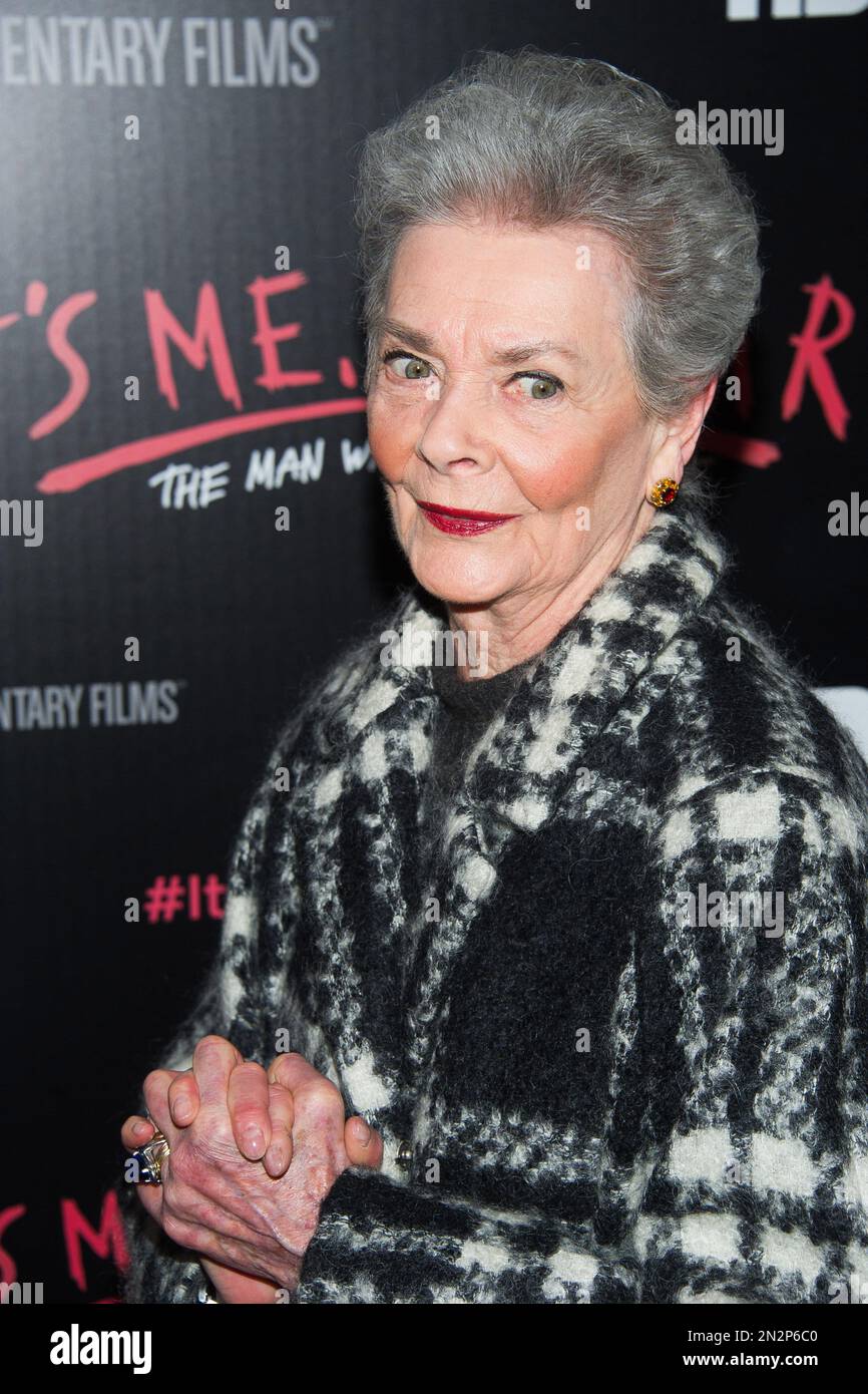 Betty Halbreich attends a screening of HBO's "It's Me, Hilary: The Man ...