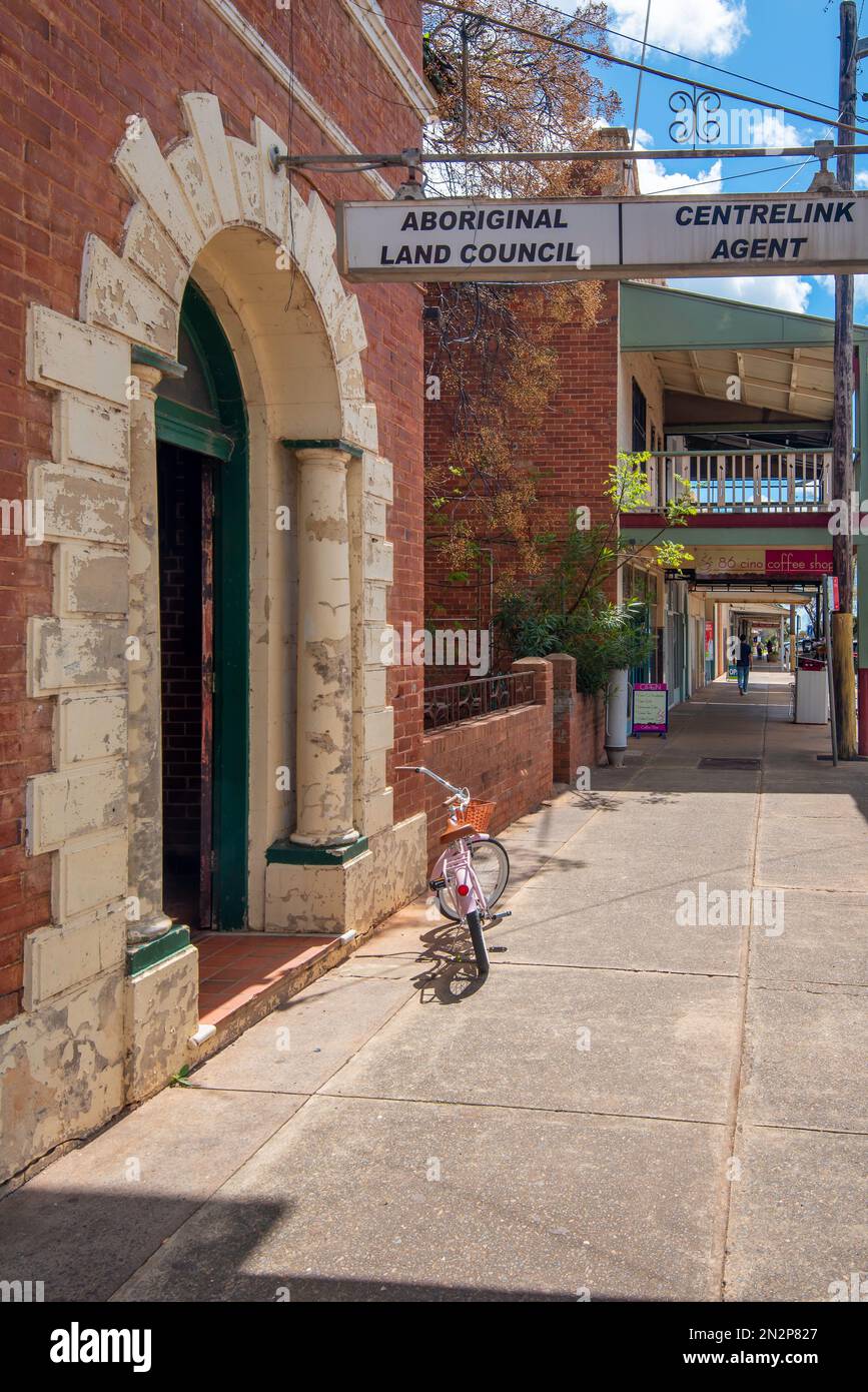 Australian aboriginal lands hi-res stock photography and images - Alamy
