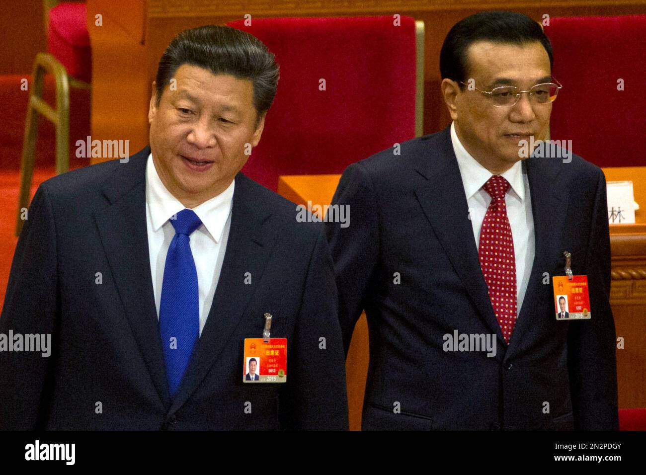 Chinese President Xi Jinping, left, and Chinese Premier Li Keqiang ...