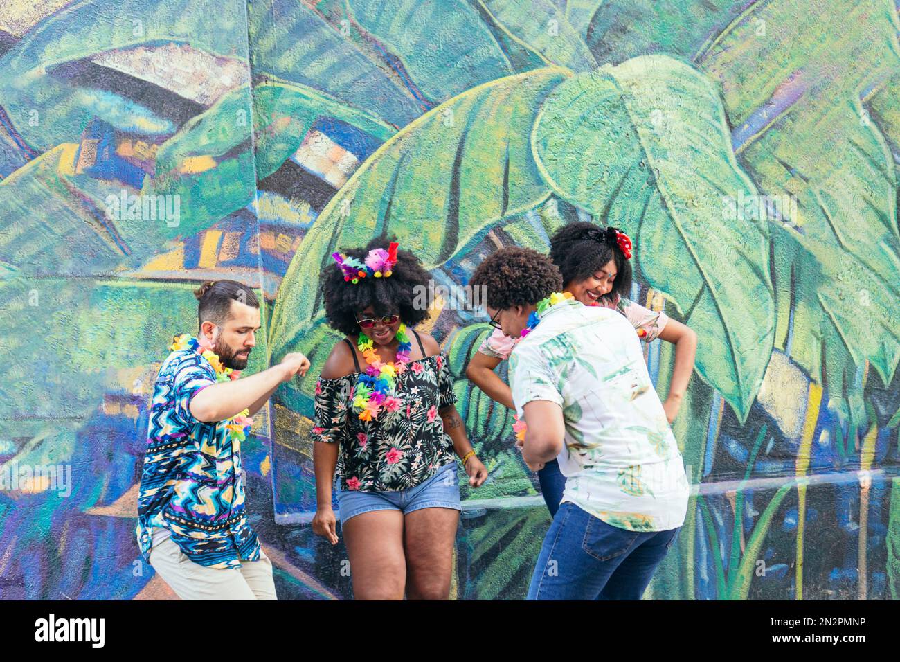 Diverse friends colombia hi-res stock photography and images - Alamy