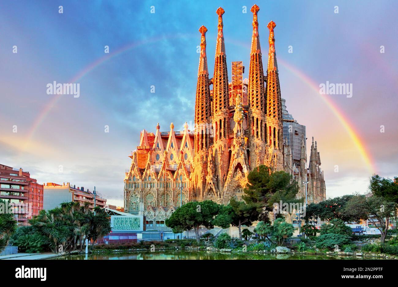 BARCELONA, SPAIN - FEB 10: View of the Sagrada Familia, a large Roman ...