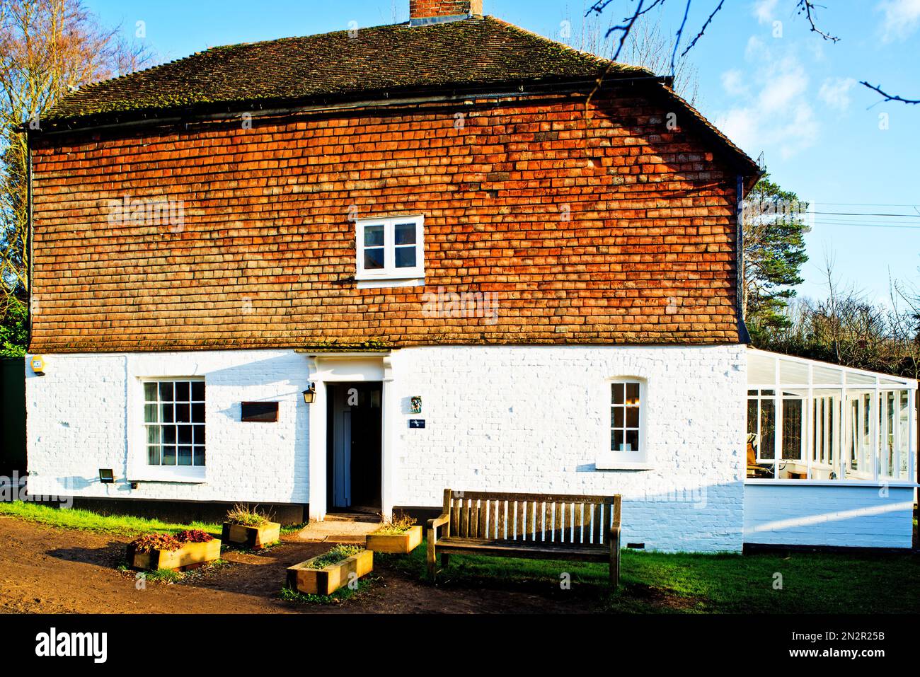 Sandling house, meeting place between Anne Boeyn and Thomas Wyatt, Kent ...