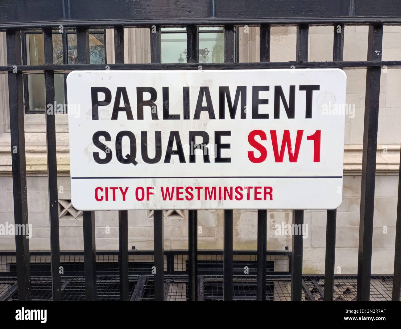 Parliament square road sign hi-res stock photography and images - Alamy