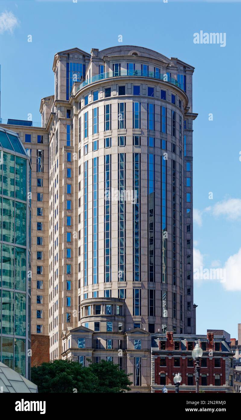 Boston Financial District: 125 Summer Street rises over the preserved ...