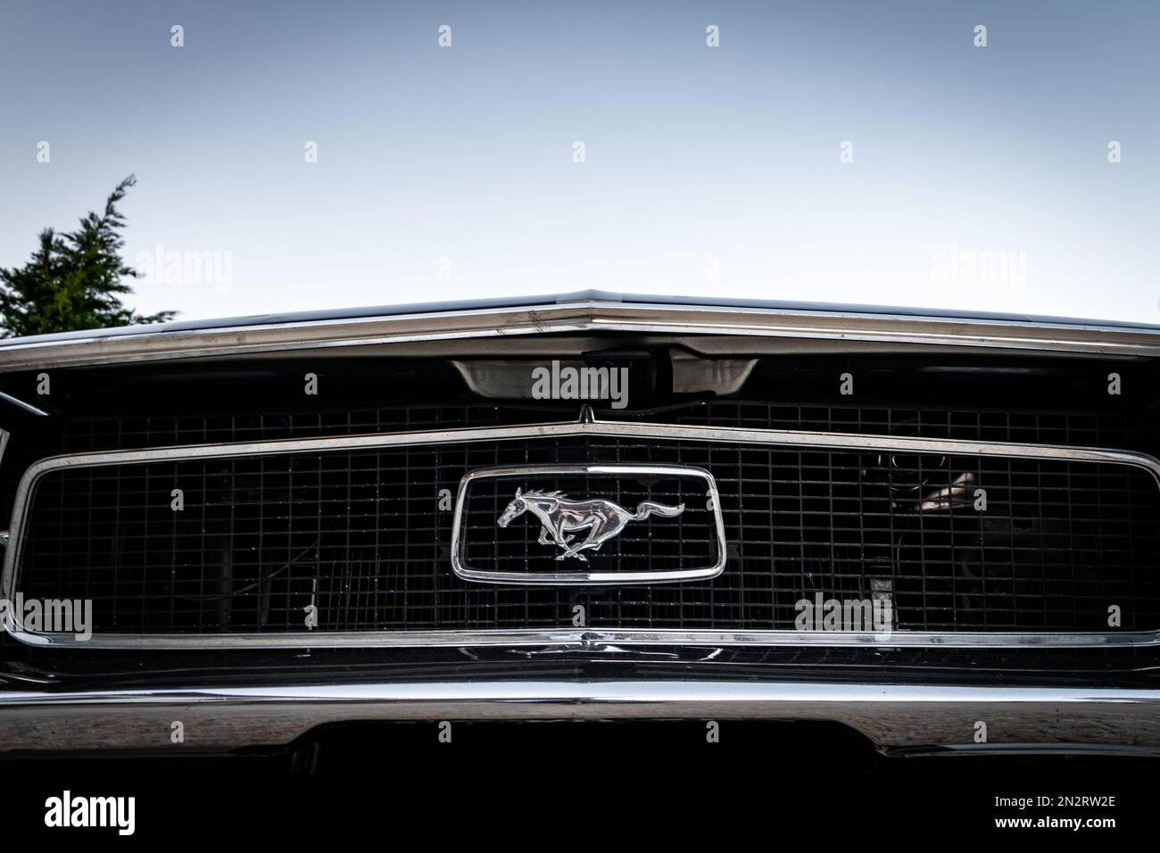 Muscle car design hi-res stock photography and images - Alamy