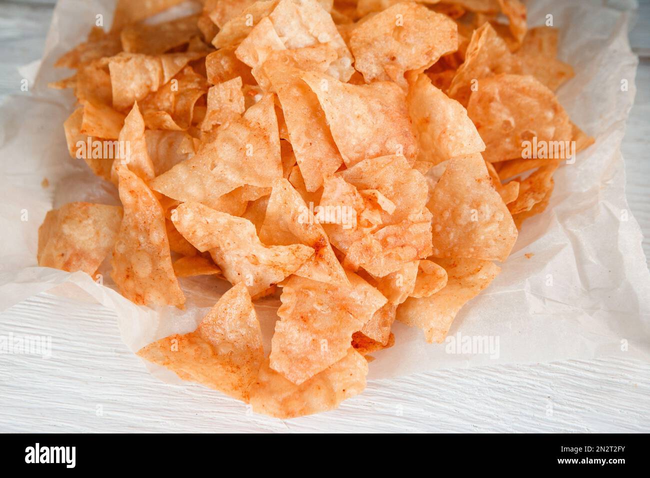Junk food, unhealthy eating. Potato chips, closeup Stock Photo - Alamy