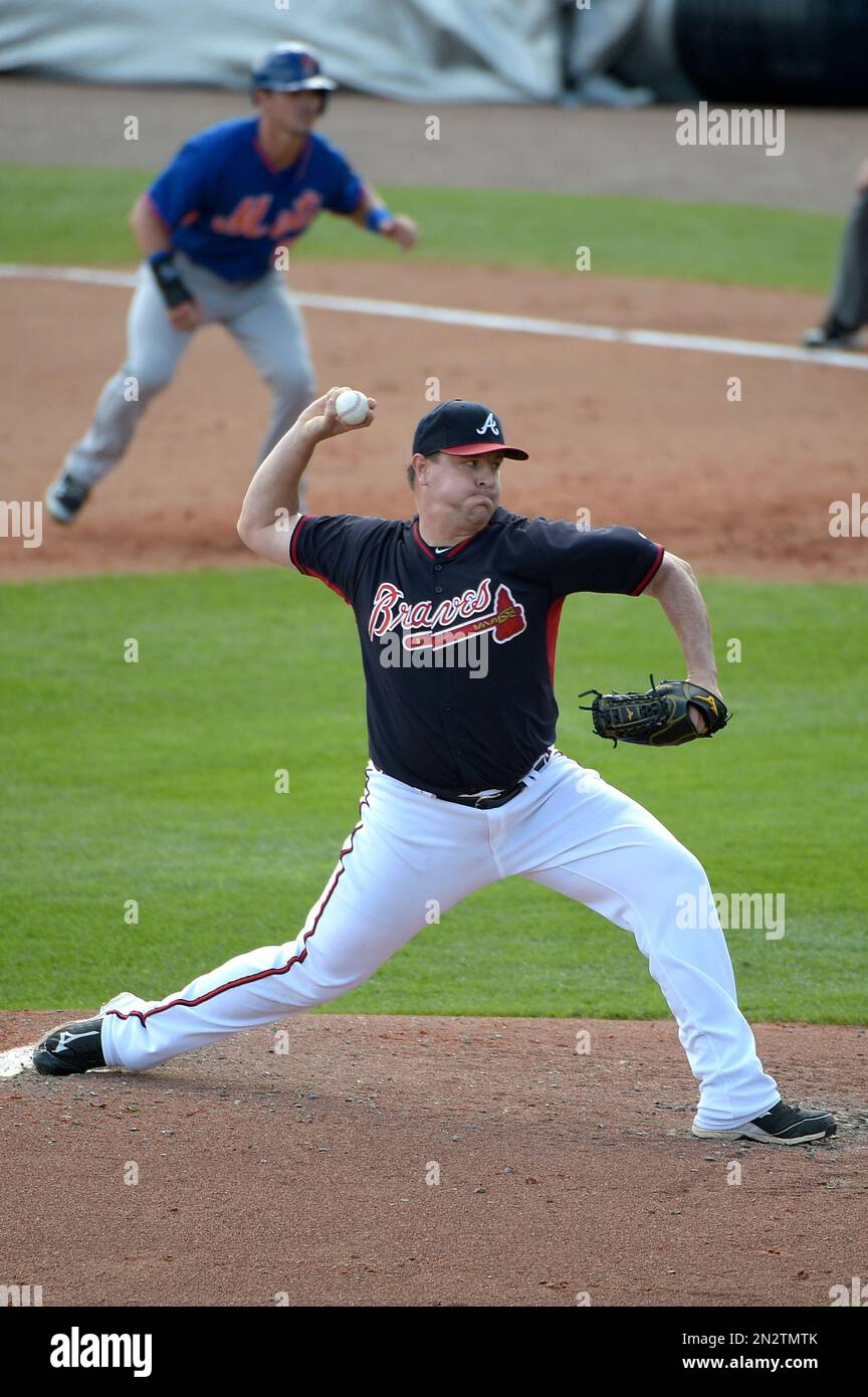 Atlanta Braves pitcher Matt Capps throws from the mound during the ...