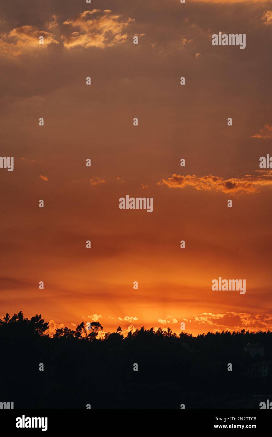 Strong red sunset hi-res stock photography and images - Alamy
