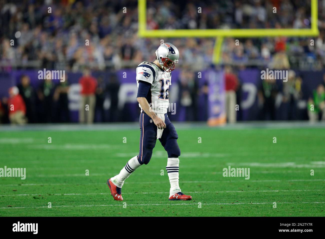 New England Patriots quarterback Tom Brady during the second half of ...