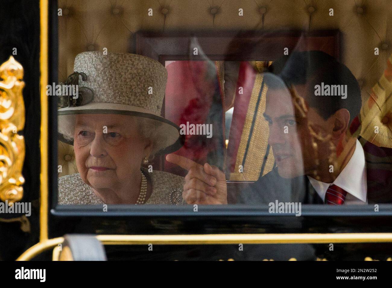 Mexican President Enrique Pena Nieto, on a three-day state visit, and ...