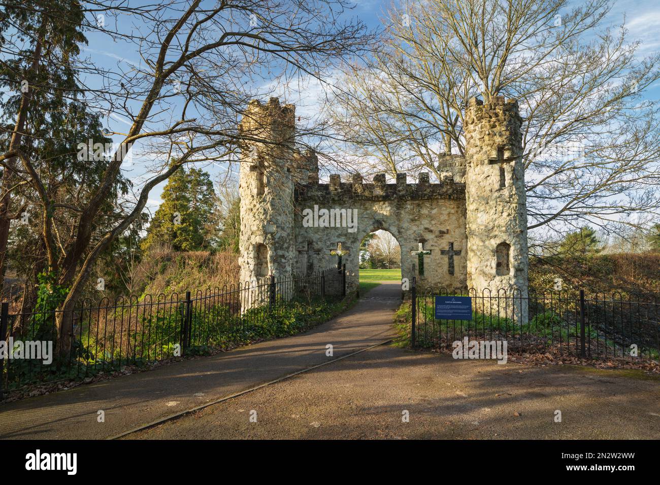 Reigate castle castle grounds surrey hi-res stock photography and ...