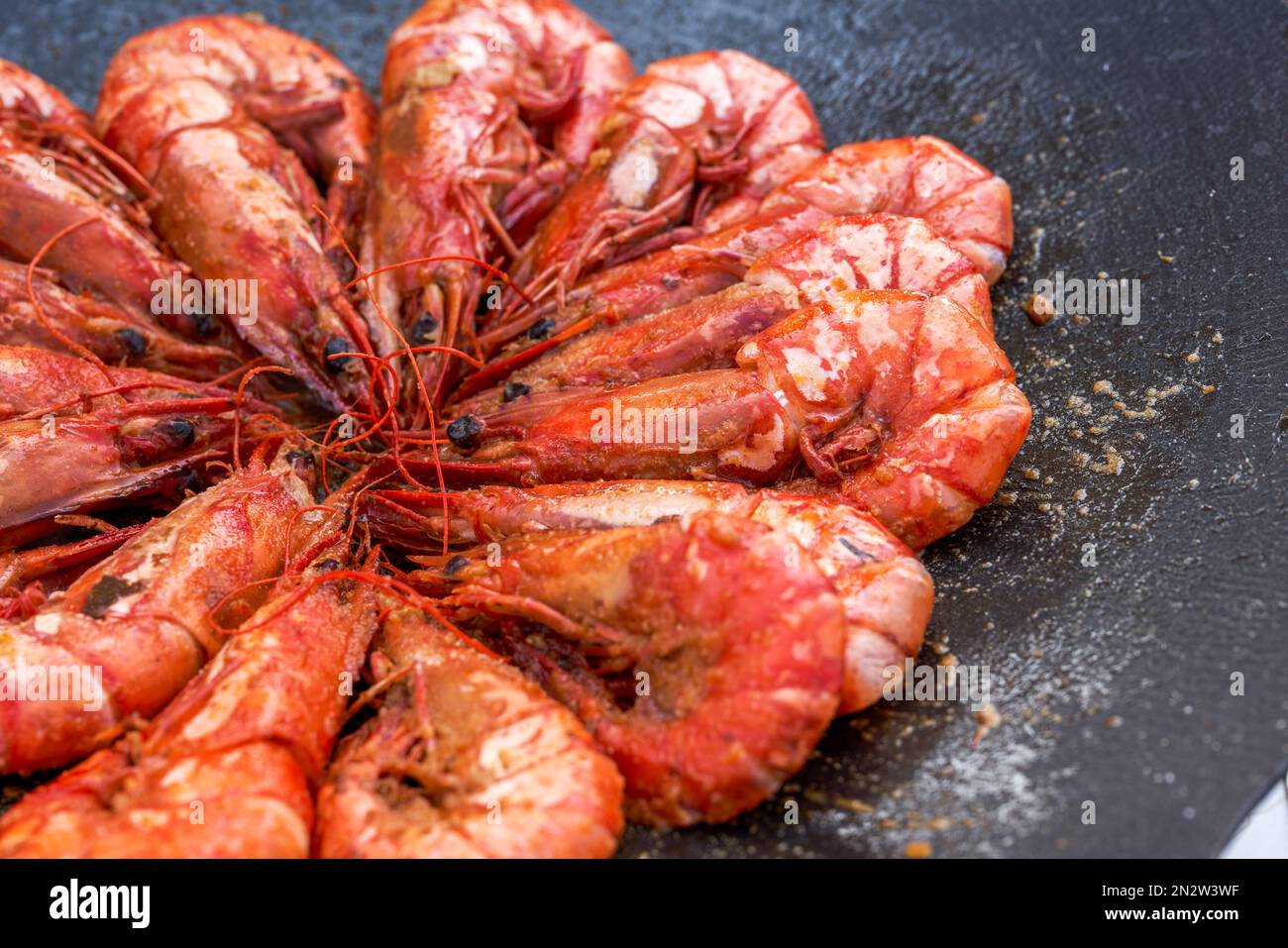Salt and pepper pipa shrimp hi-res stock photography and images - Alamy