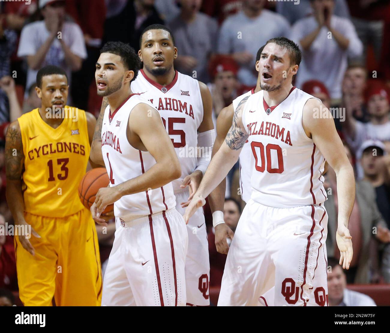 Oklahoma forward Ryan Spangler (00) reacts to a call during an NCAA ...