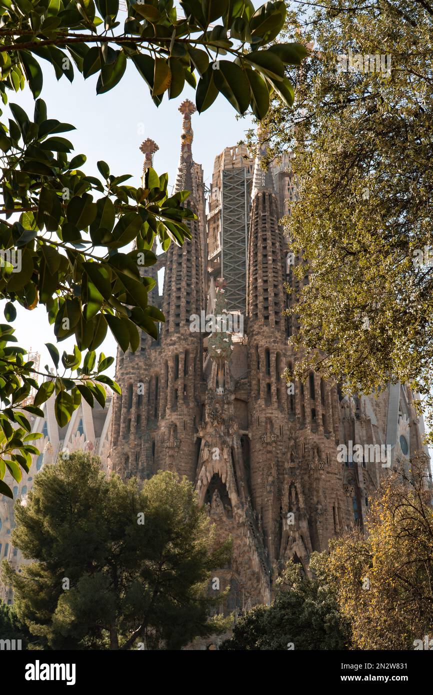Glory facade sagrada familia hi-res stock photography and images - Alamy