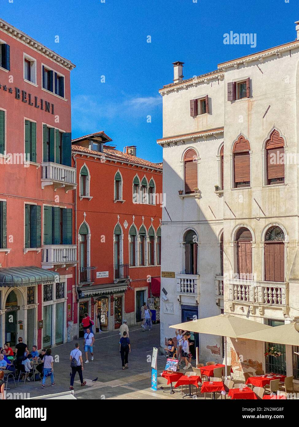 No people vertical shot hi-res stock photography and images - Alamy
