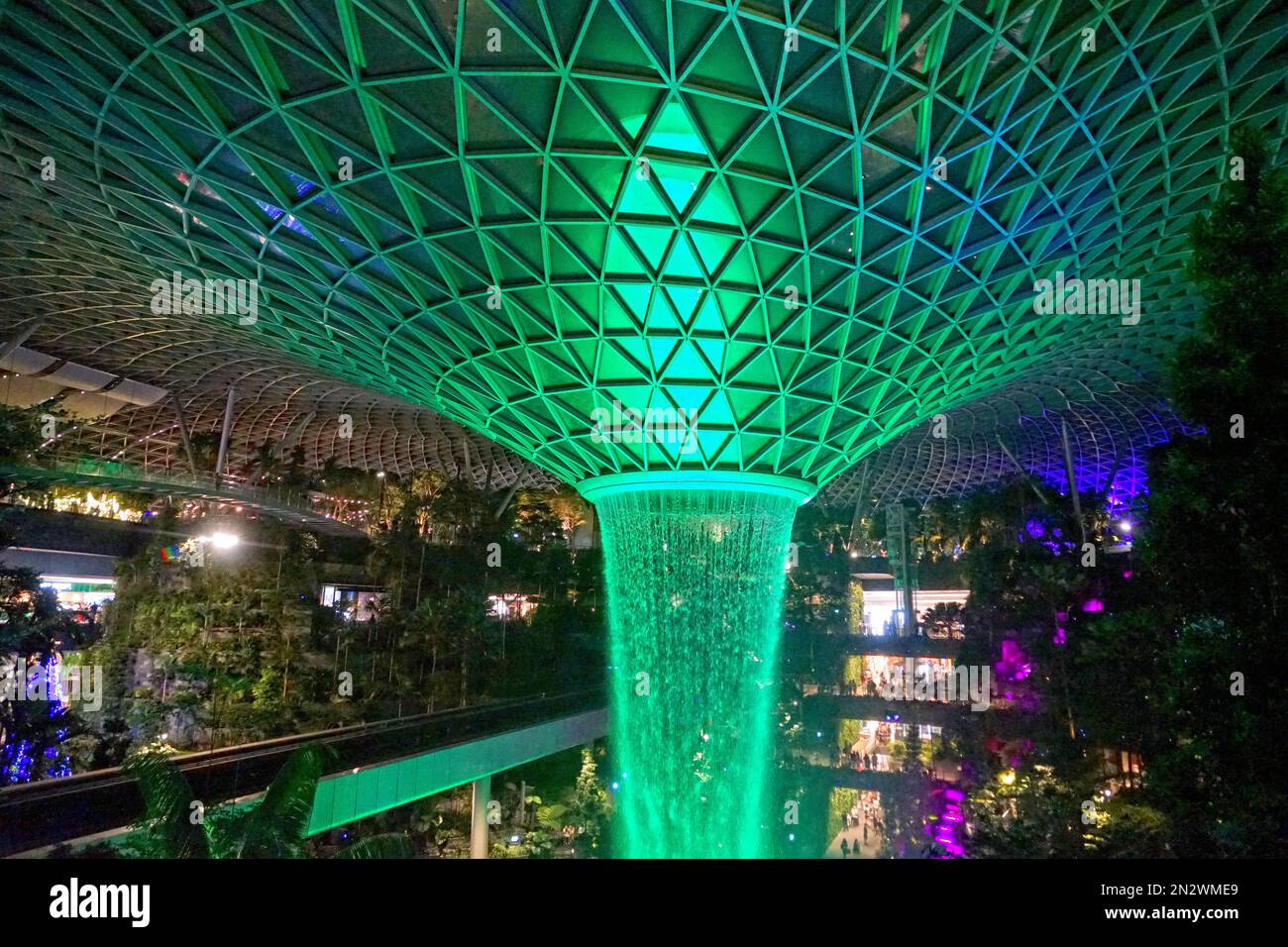 Jewel Waterfall at Changi Airport, Singapore Stock Photo - Alamy