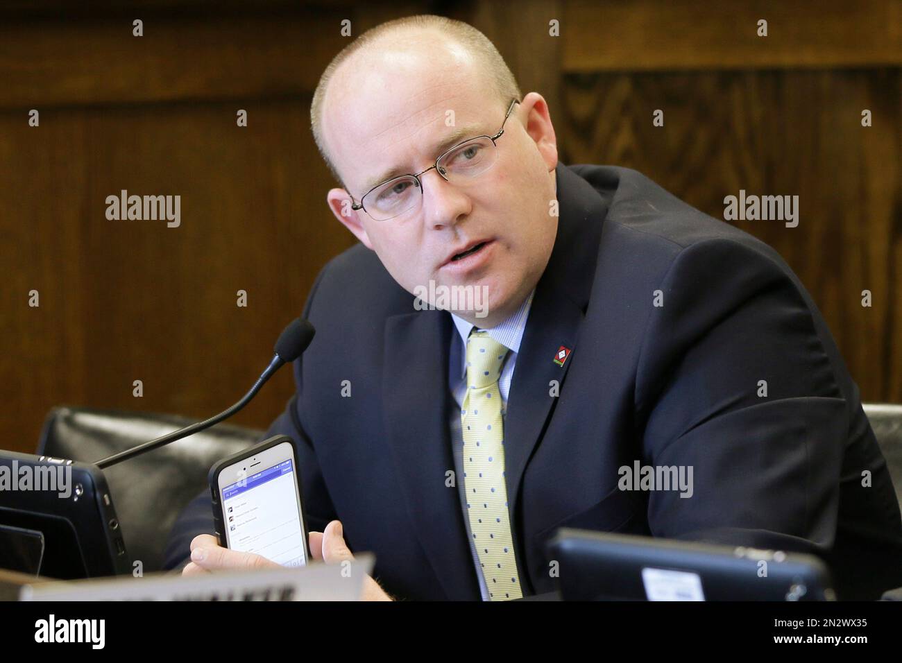 Rep. Jeff Wardlaw, D-Warren, speaks at a meeting of the House State ...
