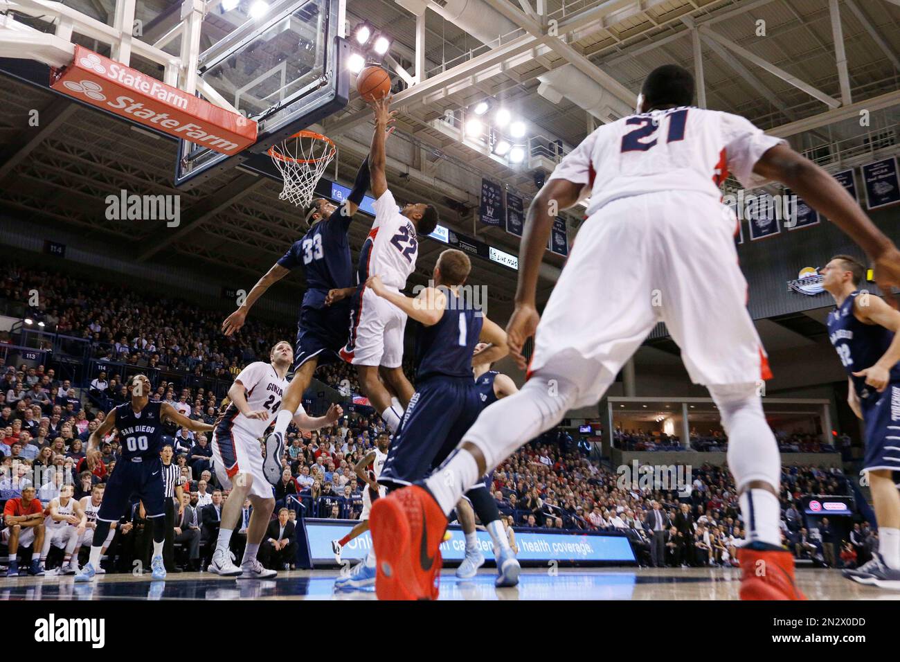 Gonzaga's Byron Wesley (22) shoots against San Diego's Jito Kok (33 ...