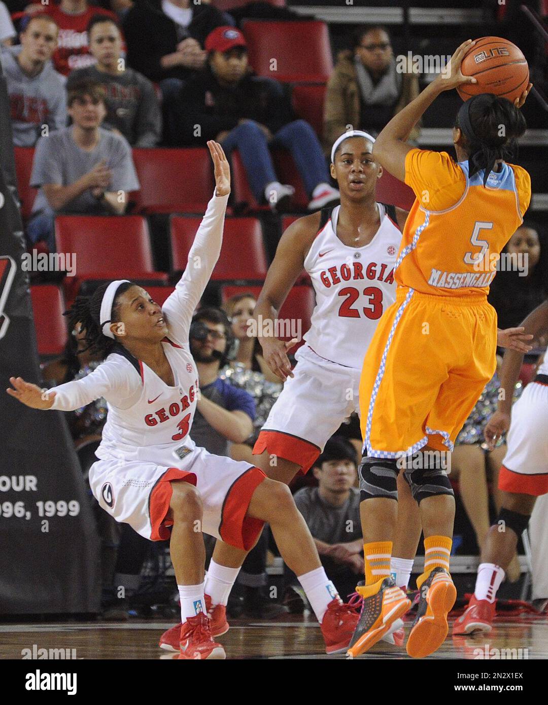 Tennessee guard Ariel Massengale (5) sends Georgia guard Tiaria Griffin ...