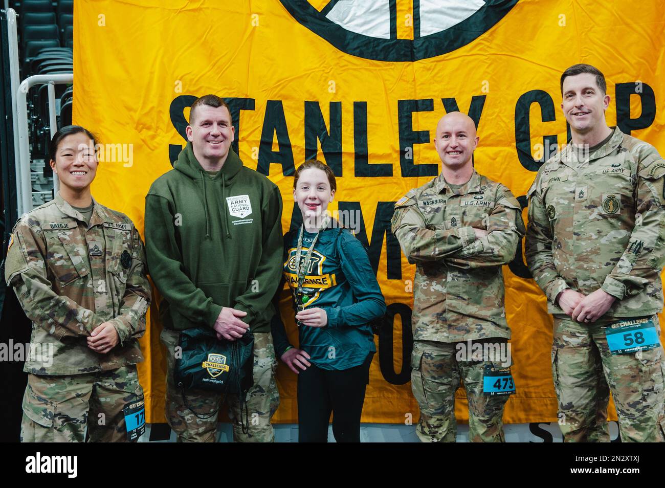 Recruiting and retention battalion hi-res stock photography and images ...