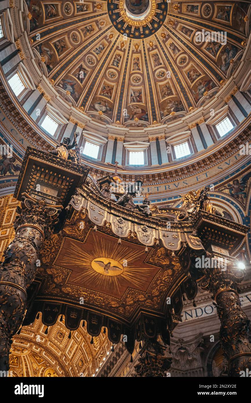 St. Peter's Basilica - Inside, Altar, Details - Vatican Rome Italy ...
