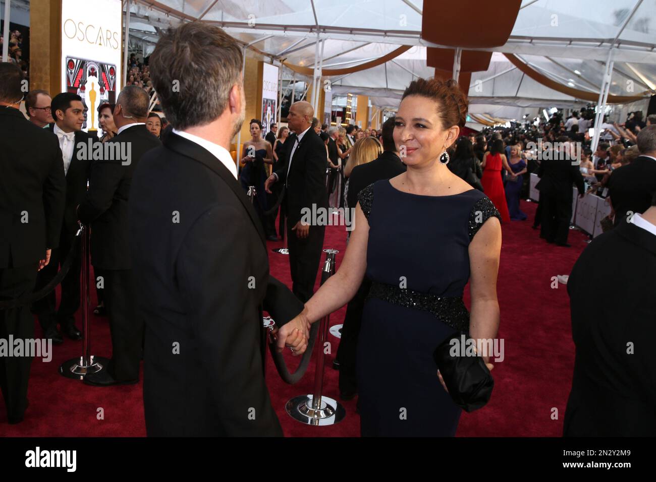 Maya Rudolph arrives at the Oscars on Sunday, Feb. 22, 2015, at the ...