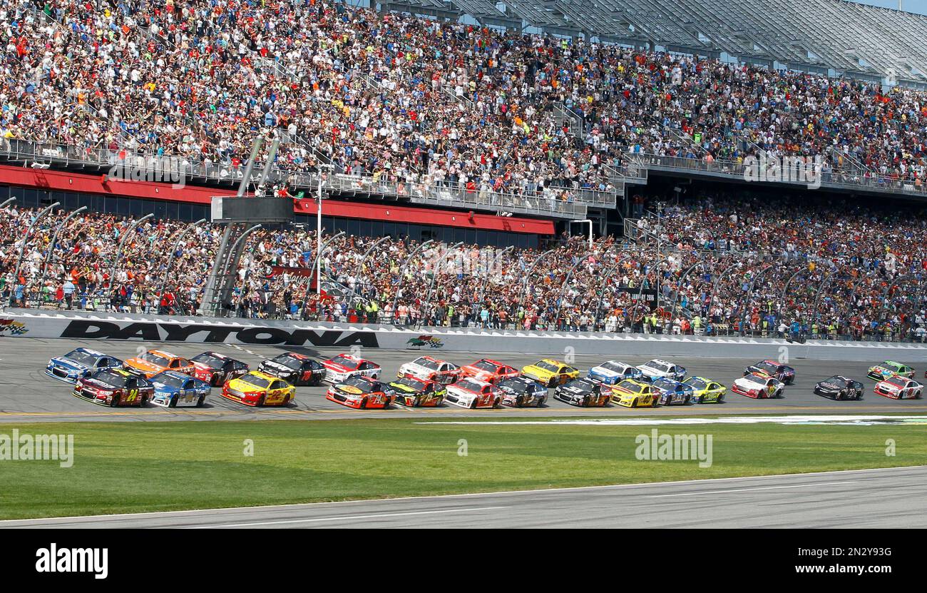 Jeff Gordon, bottom left, and Jimmie Johnson, top left, lead the field ...